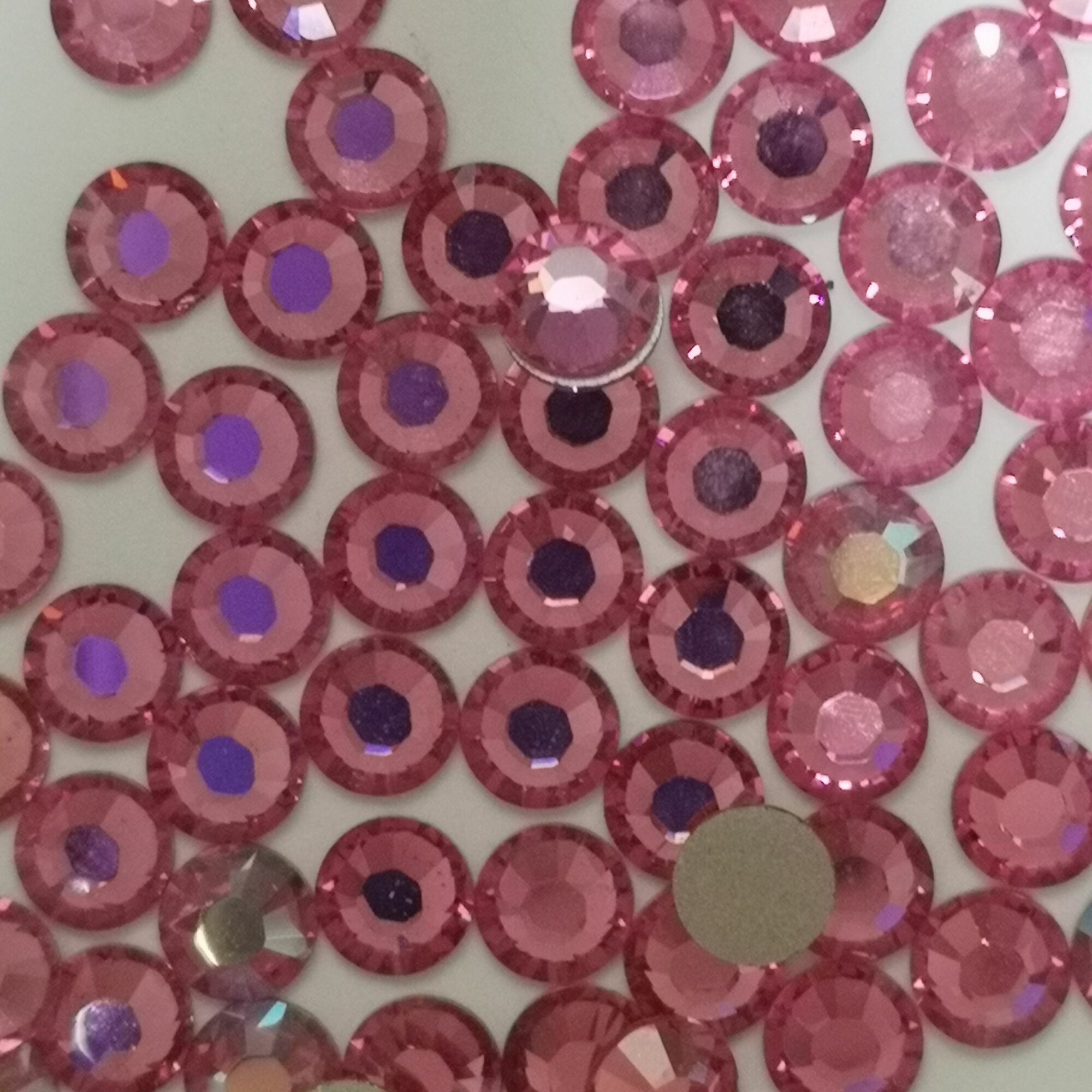 Клеевые стразы Сваровски 2028 ss 34 82шт 7.07-7.27 мм