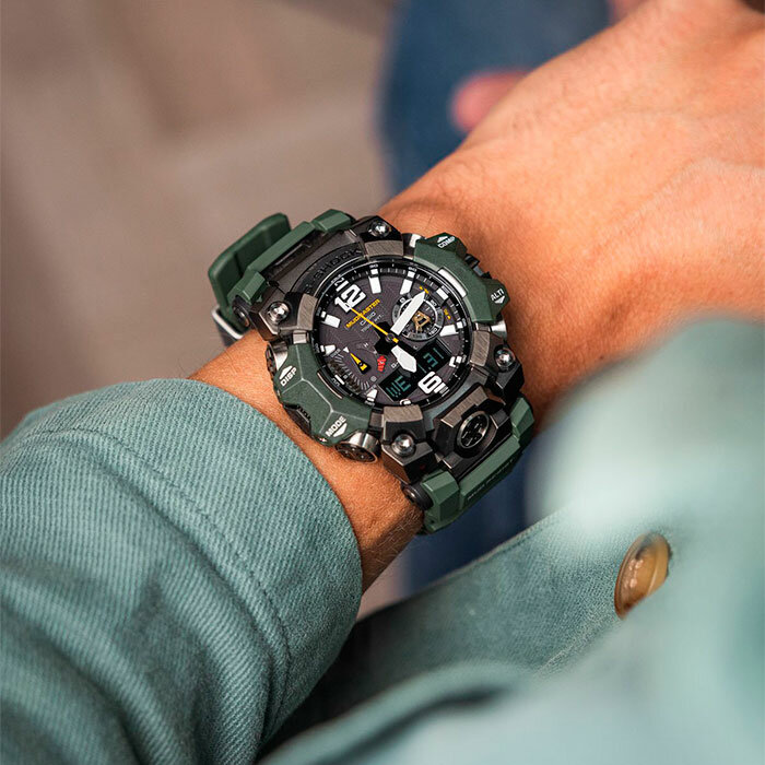Наручные часы CASIO G-Shock, серебряный, зеленый, черный — фото 1
