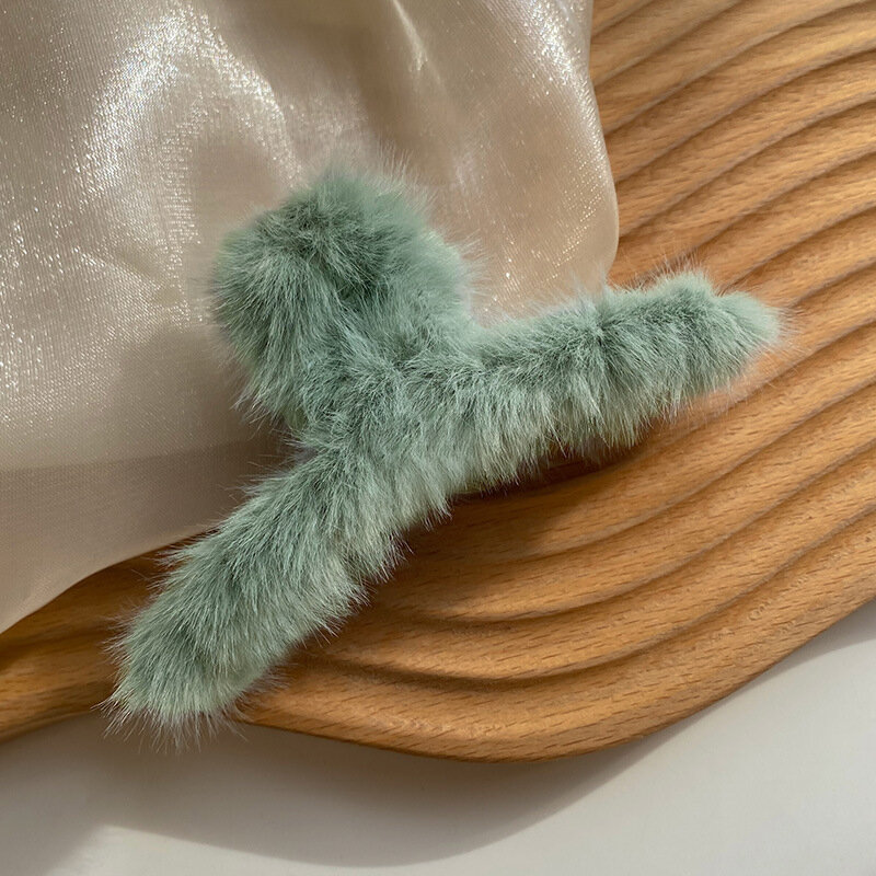 Заколка для волос "Плюшевый зеленый", металлическая, со стразами