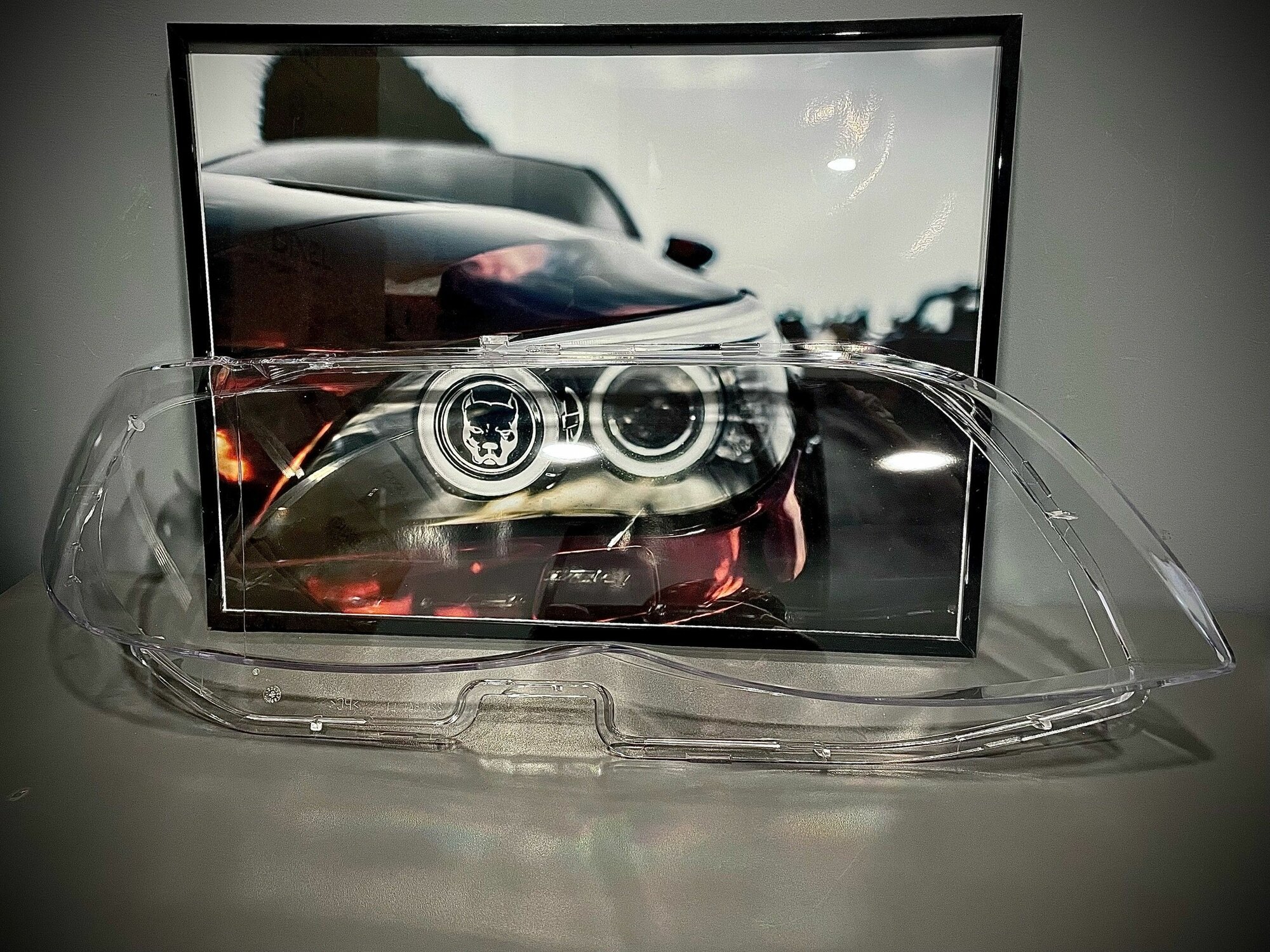 Стекло фары Bmw X5 E53 рест 2003-2006 (правое)