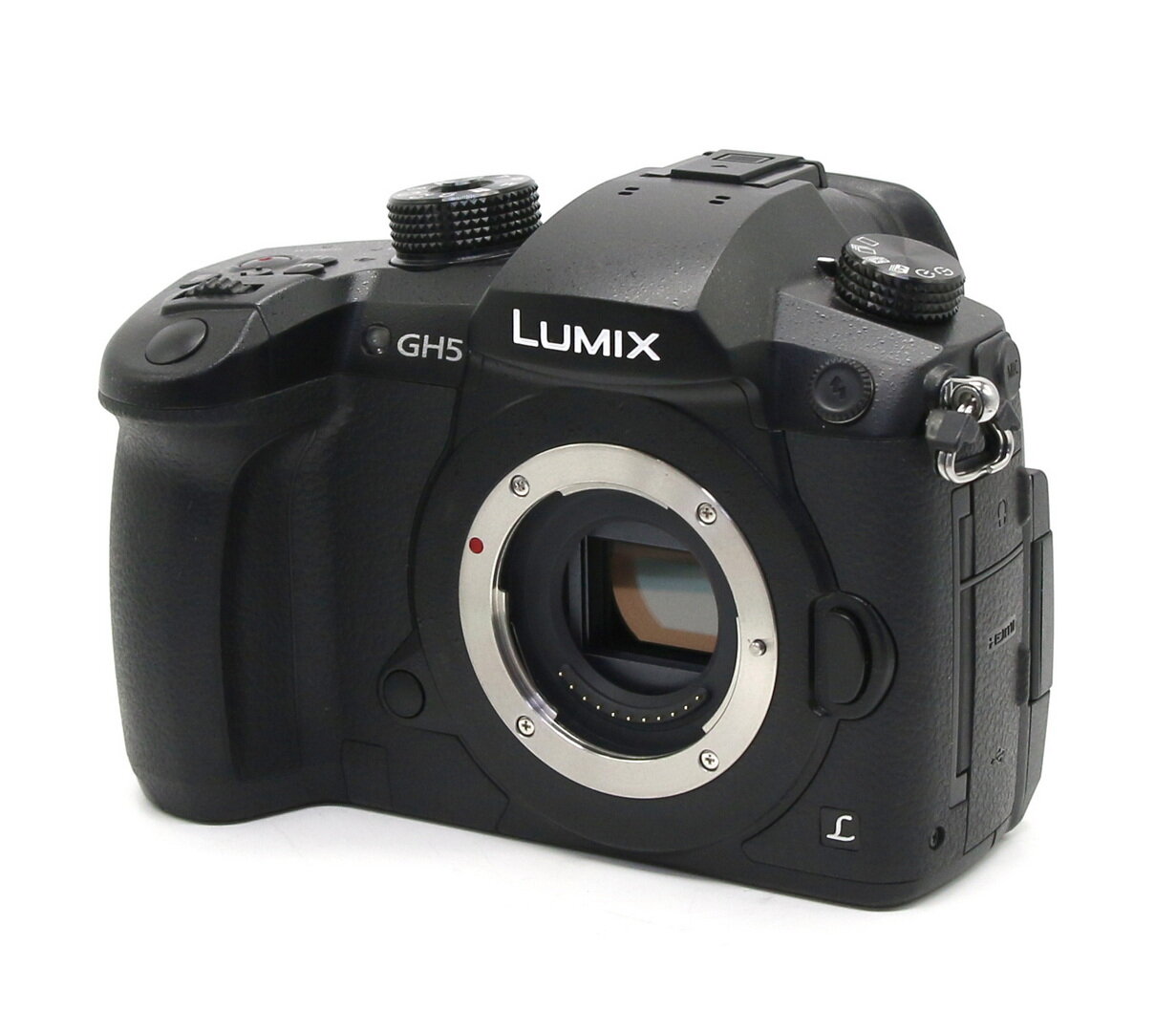 Panasonic Lumix GH5 body (пробег 3850 кадров)
