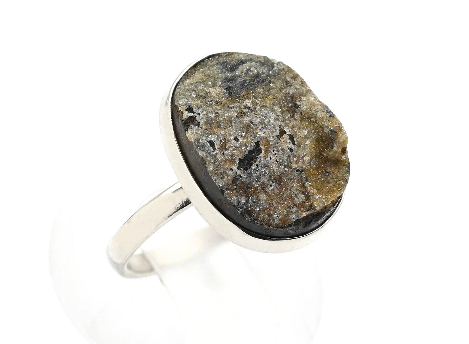 Кольцо, халцедон