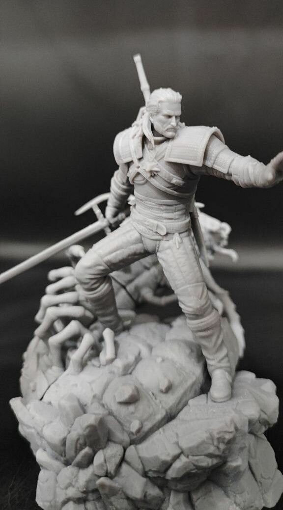 Фигурка Ведьмак / Геральт 75 мм