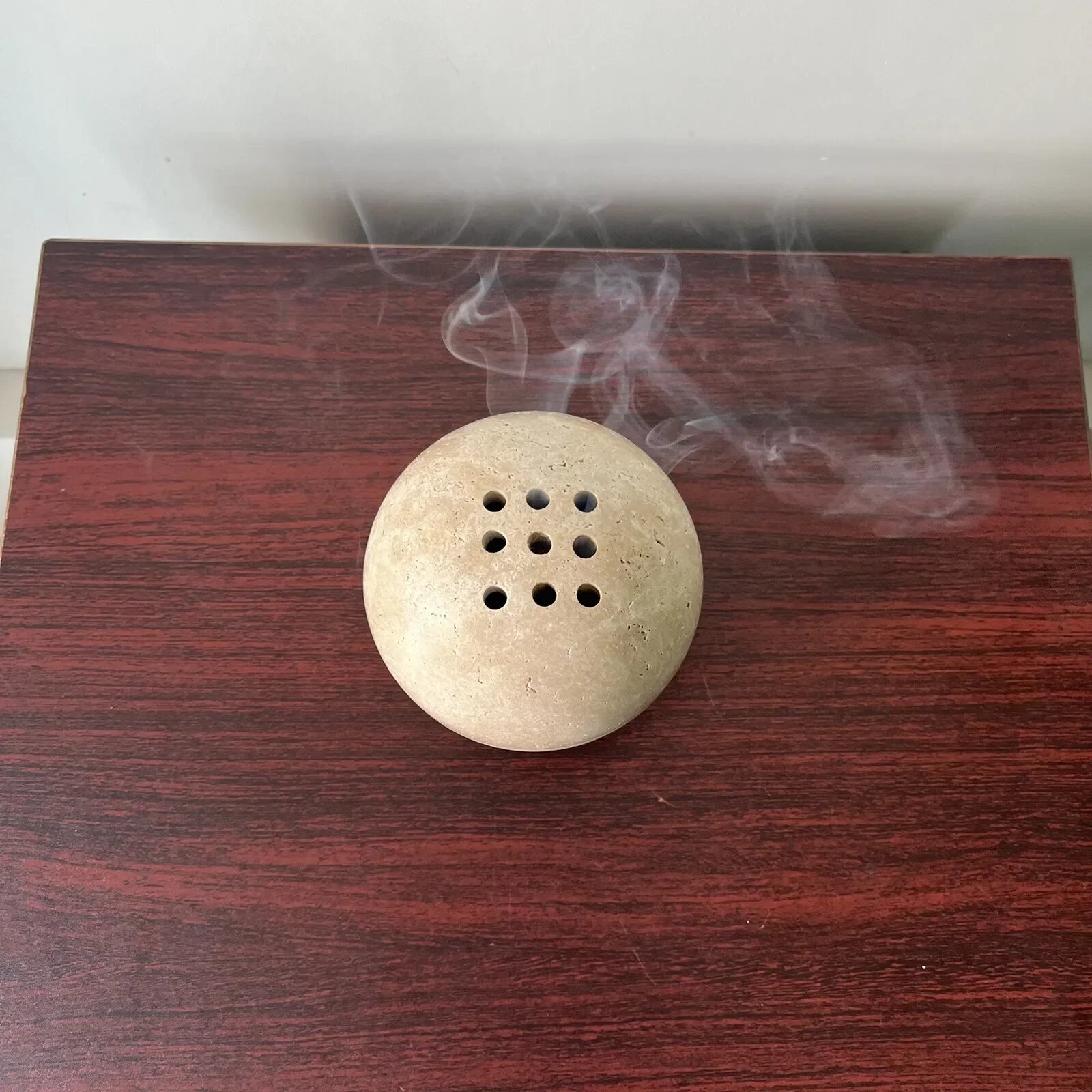 Мраморная курильница из желтого травертина Светло-желтый