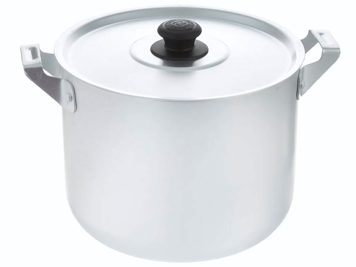 Кастрюля алюминиевая 3,5л с металлической крышкой, для равномерного нагрева