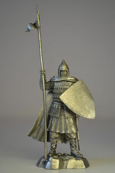 Оловянный солдатик фигурка Русский воин, конец 14 века