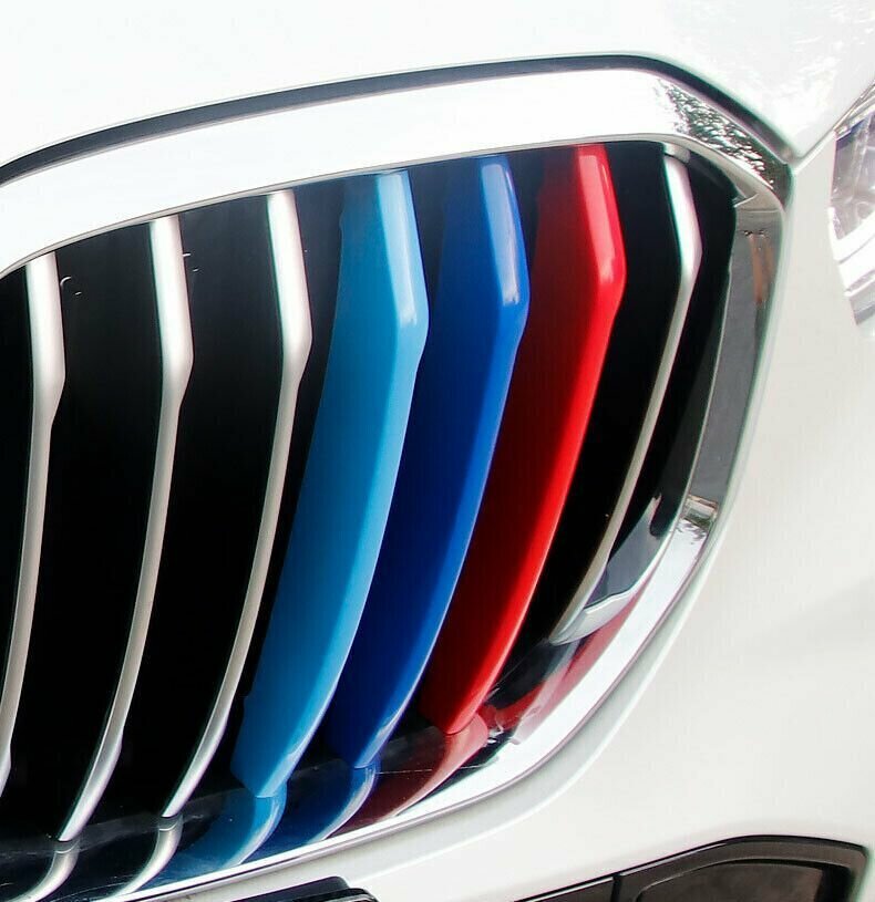 Накладки на решетку радиатора для BMW X5 G05 2018-2023, БМВ Х5 дорест триколор
