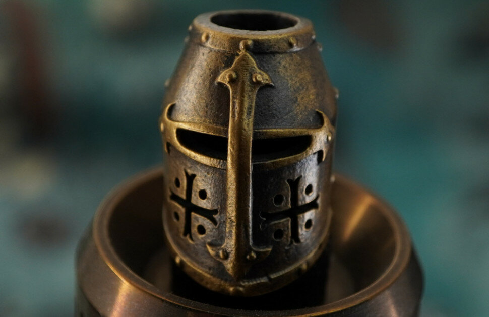 Бусина для темляка Rhyton Jewelry Тевтонский шлем, бронза