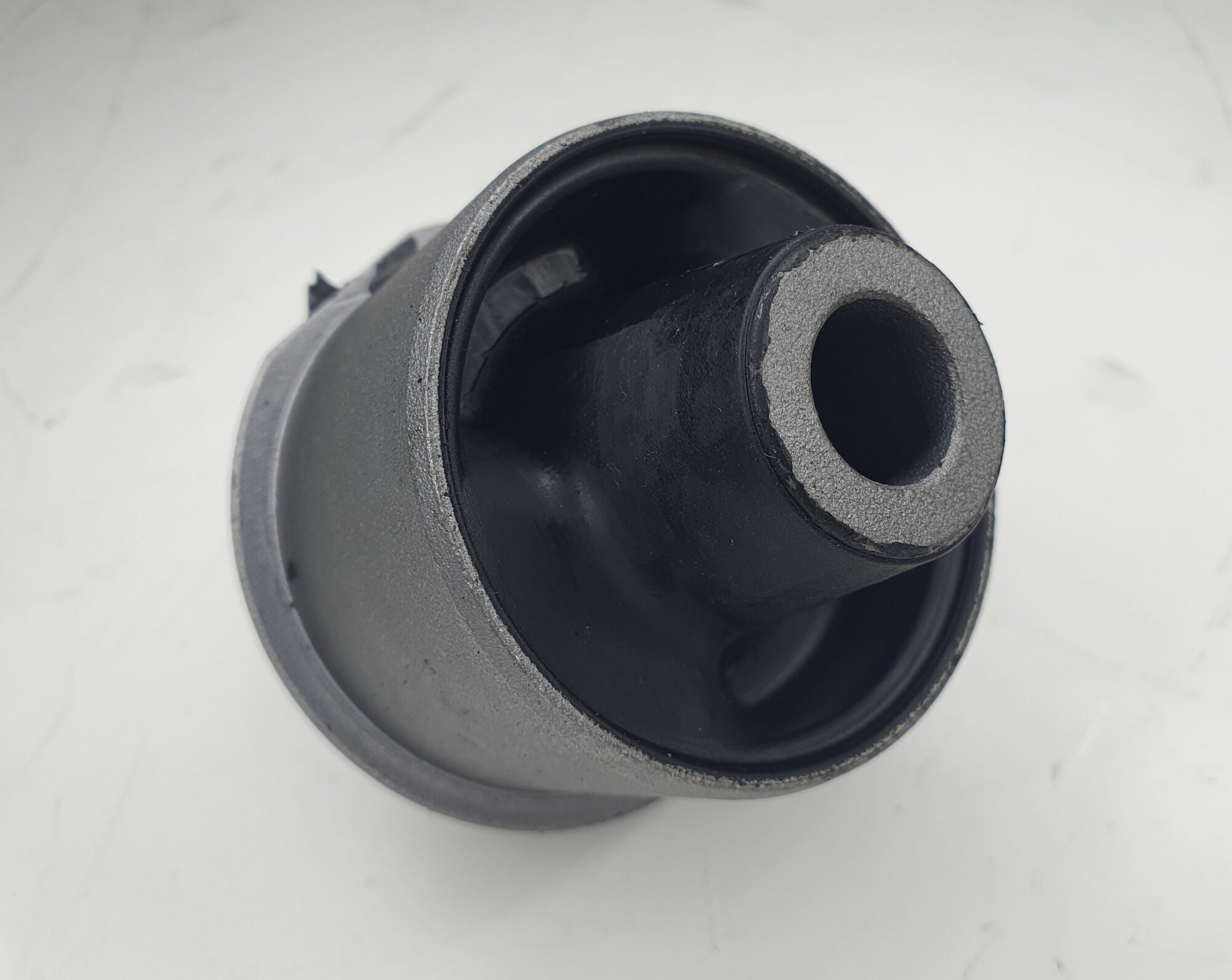 Сайлентблок рычага переднего большой ZEKKERT Haima 7 [2.0 16V 5AT внедорожник]