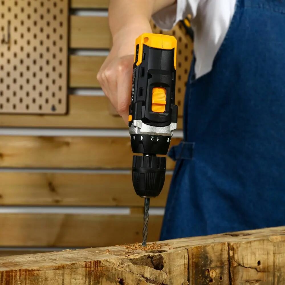 Аккумулятор Deko DKCD12FU-Li, 12 В Li-Ion 1.5 Ач