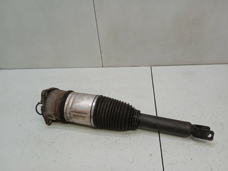 Б/У стойка, пневматический, Ауди А8, S8 Амортизатор задний Audi A8 2003 D3 Лев. 195876 VAG арт. 4E0616001R, 4E0616001G, 4E06...