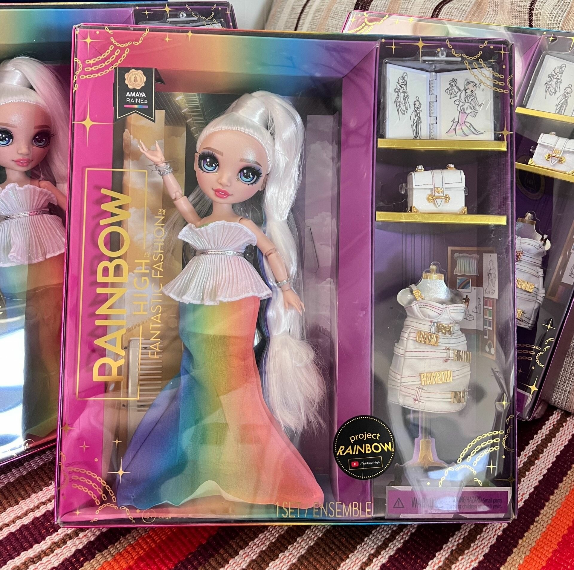 Rainbow High - небольшие скульптуры, коллекционные куклы