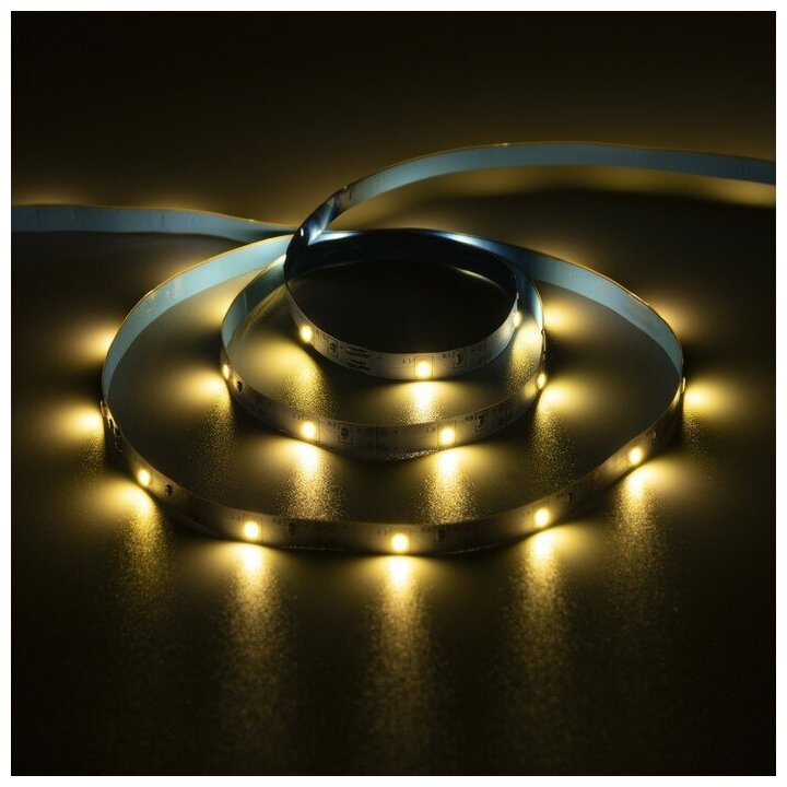Светодиодная лента Luazon Lighting 3 м, IP20, SMD2835, 30 LED/м, 3хААА, 3000К, свечение тёплое белое