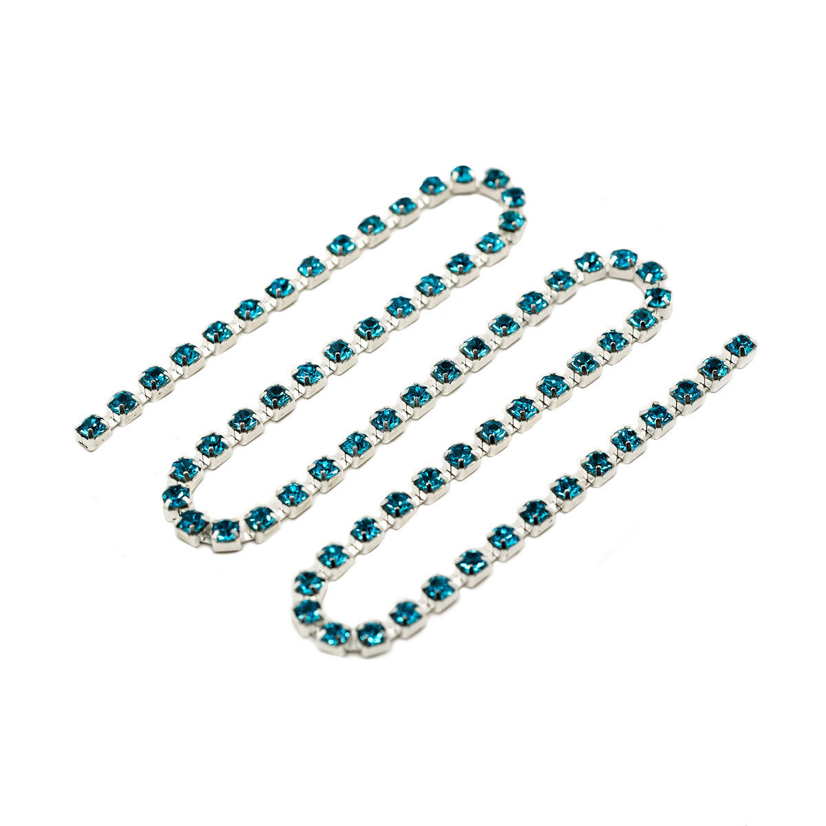 Стразовая цепочка для рукоделия 3 мм*30 см, серебристая, стразы ярко-голубые, Astra&Craft