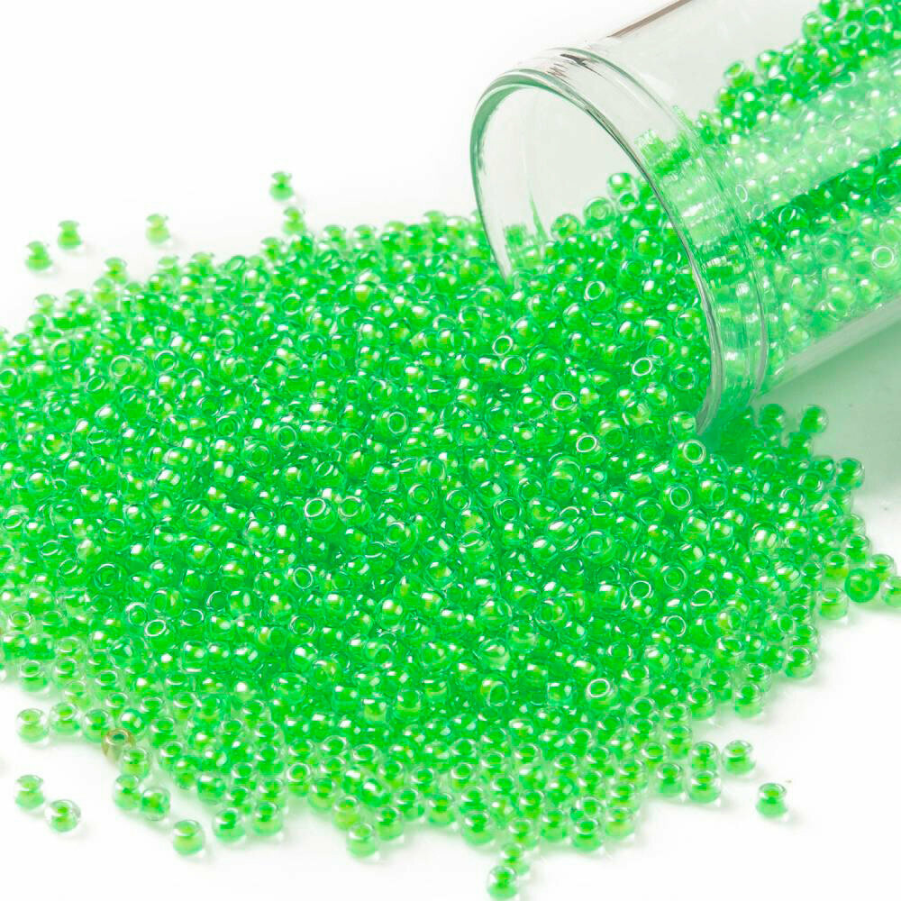Бисер TOHO круглый, размер 11/0, цвет #805 (Окрашенный изнутри, светящийся неон, зеленый), 10 грамм