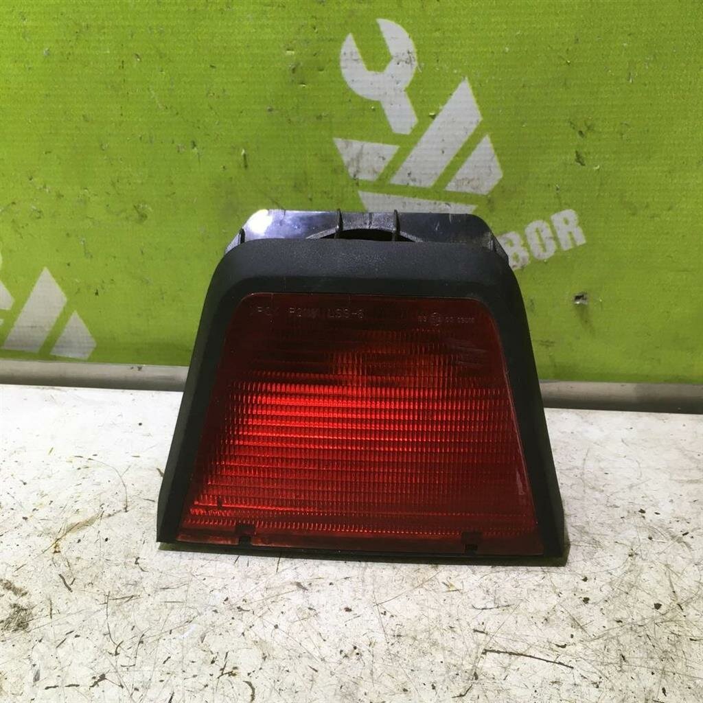 Фонарь задний (стоп сигнал) Renault Logan 2005-2014
