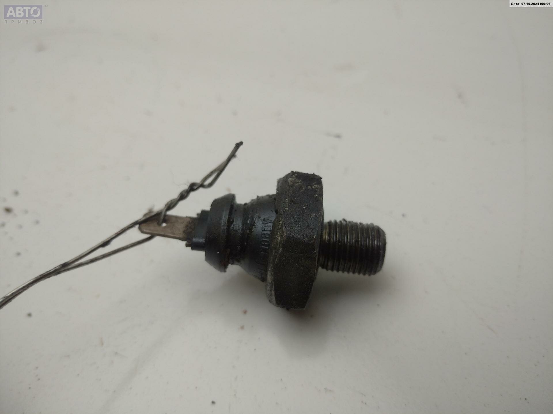 Датчик давления масла Volkswagen Transporter T4