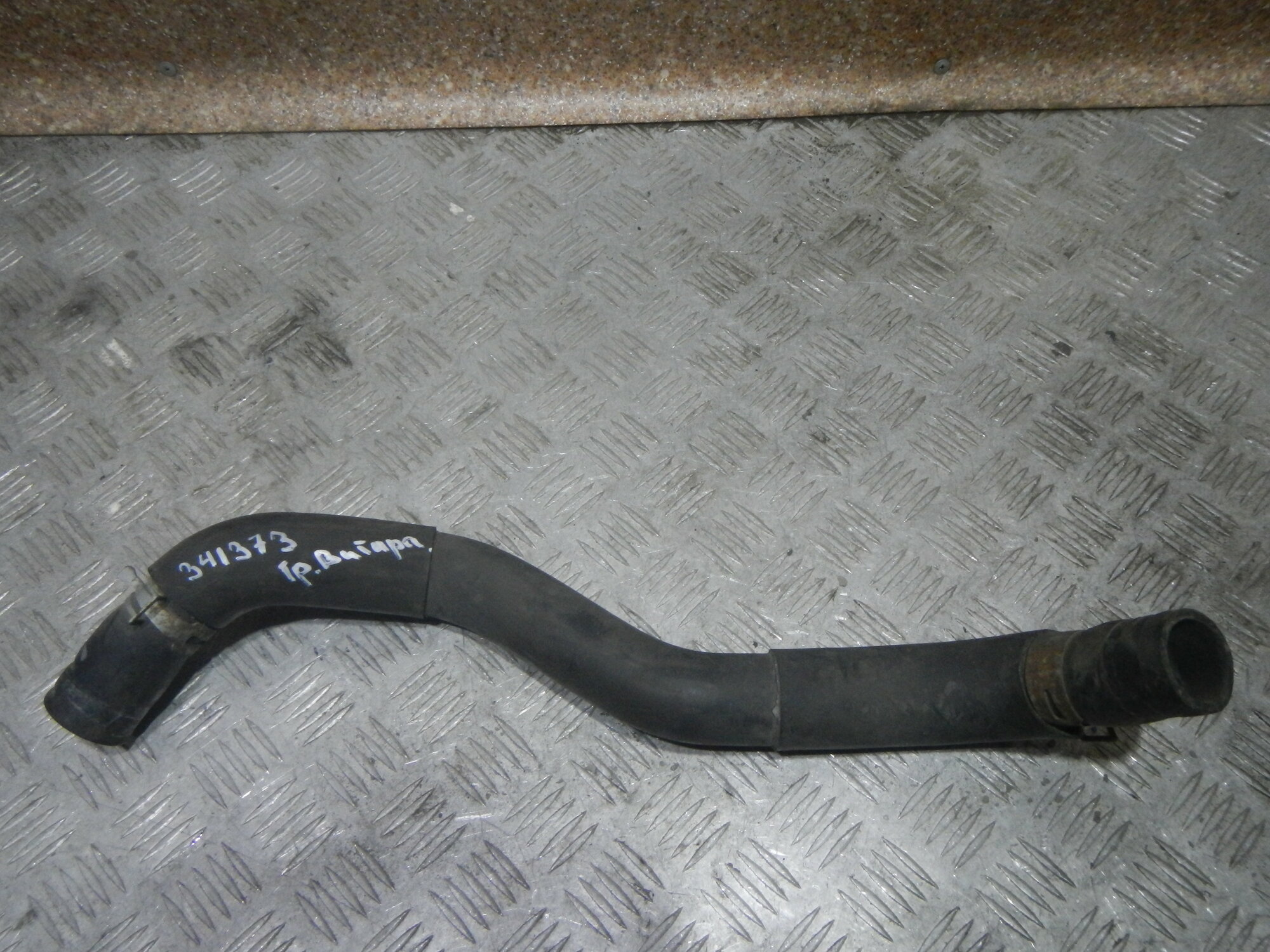 Б/У Патрубок радиатора, Suzuki (Сузуки)-GRAND VITARA (06-) SUZUKI GRAND VITARA (06-) 2.0 J20A нижний Без повреждений. 341...