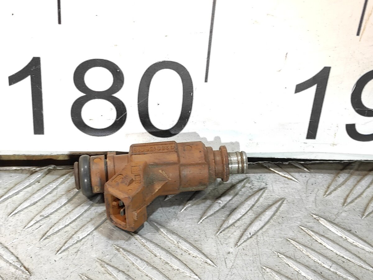 Форсунка двигателя MERCEDES S w220 1130780249