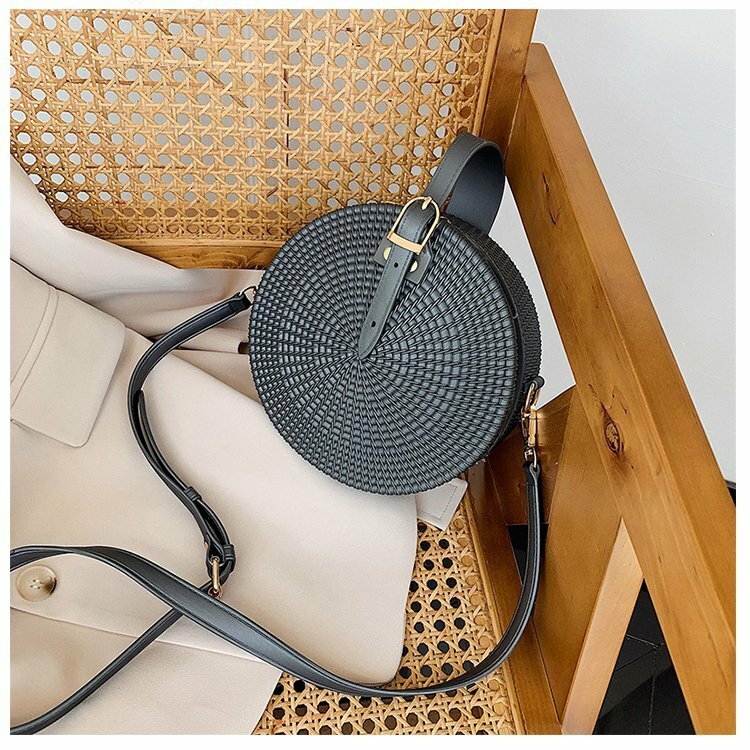 2026 Кросс-боди женская сумка 2025 Новая европейская и американская ретро силиконовая маленькая круглая сумка, модная трендовая сумка через плечо, универсальная