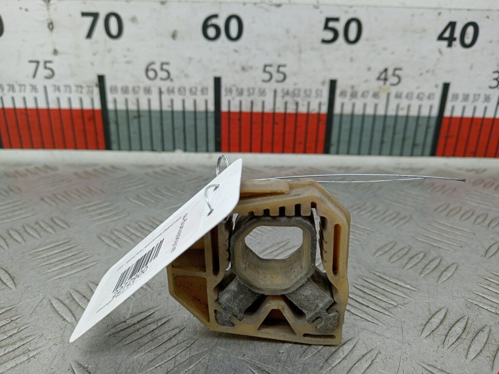 Кронштейн (крепление) радиатора Volkswagen Touran 1 арт. 2272900