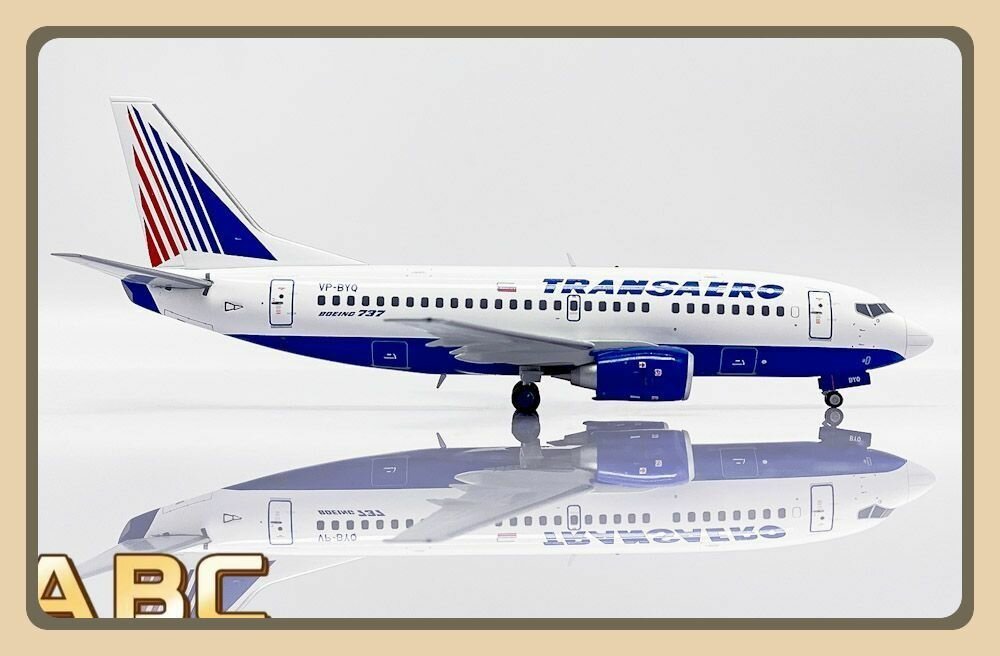 Модель самолета коллекционная