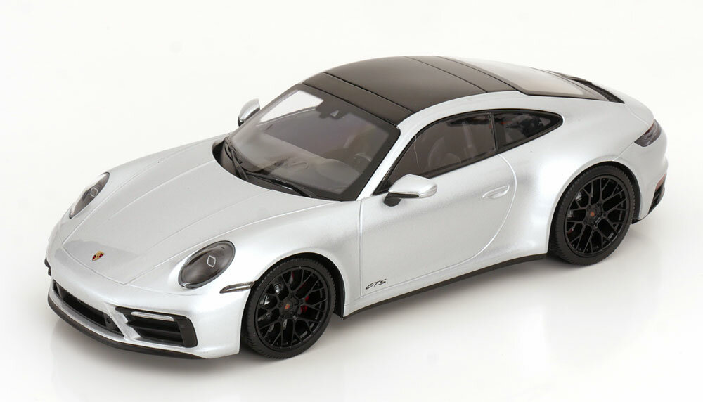 Модель коллекционная MINICHAMPS Porsche 911 (992) carrera 4 gts 2020 silver
