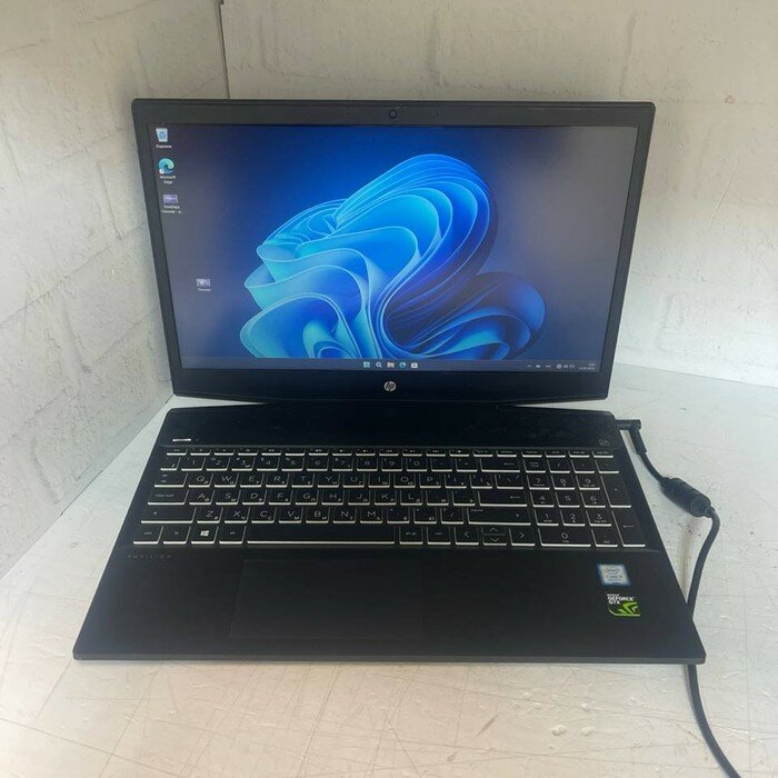 Ноутбук HP Pavilion Gaming 15-cx0174ur