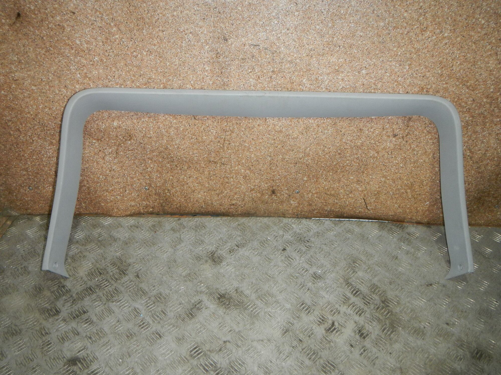 Б/У Обшивка двери багажника, Opel (Опель)-MERIVA (03-10) OPEL MERIVA (03-10) Верхняя. Цараипны. 407935 GENERAL MOTORS арт...