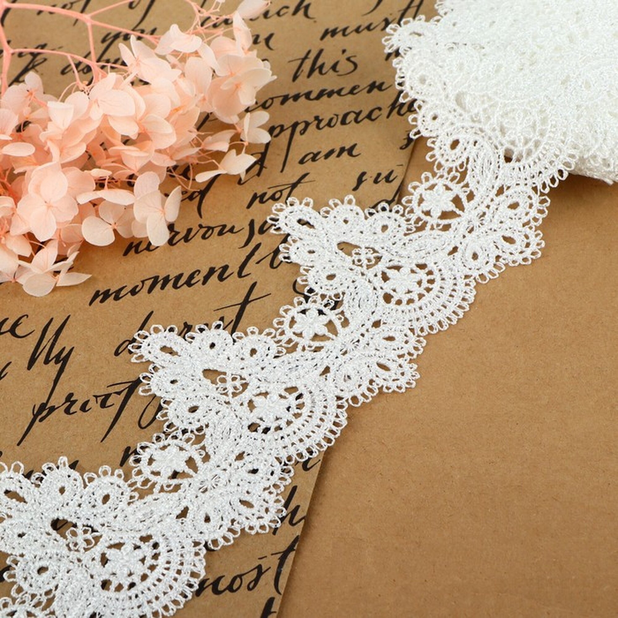 Гипюровое кружево Арт Узор, пришивное, 55 мм x 6,8 ± 0,5 м, белое