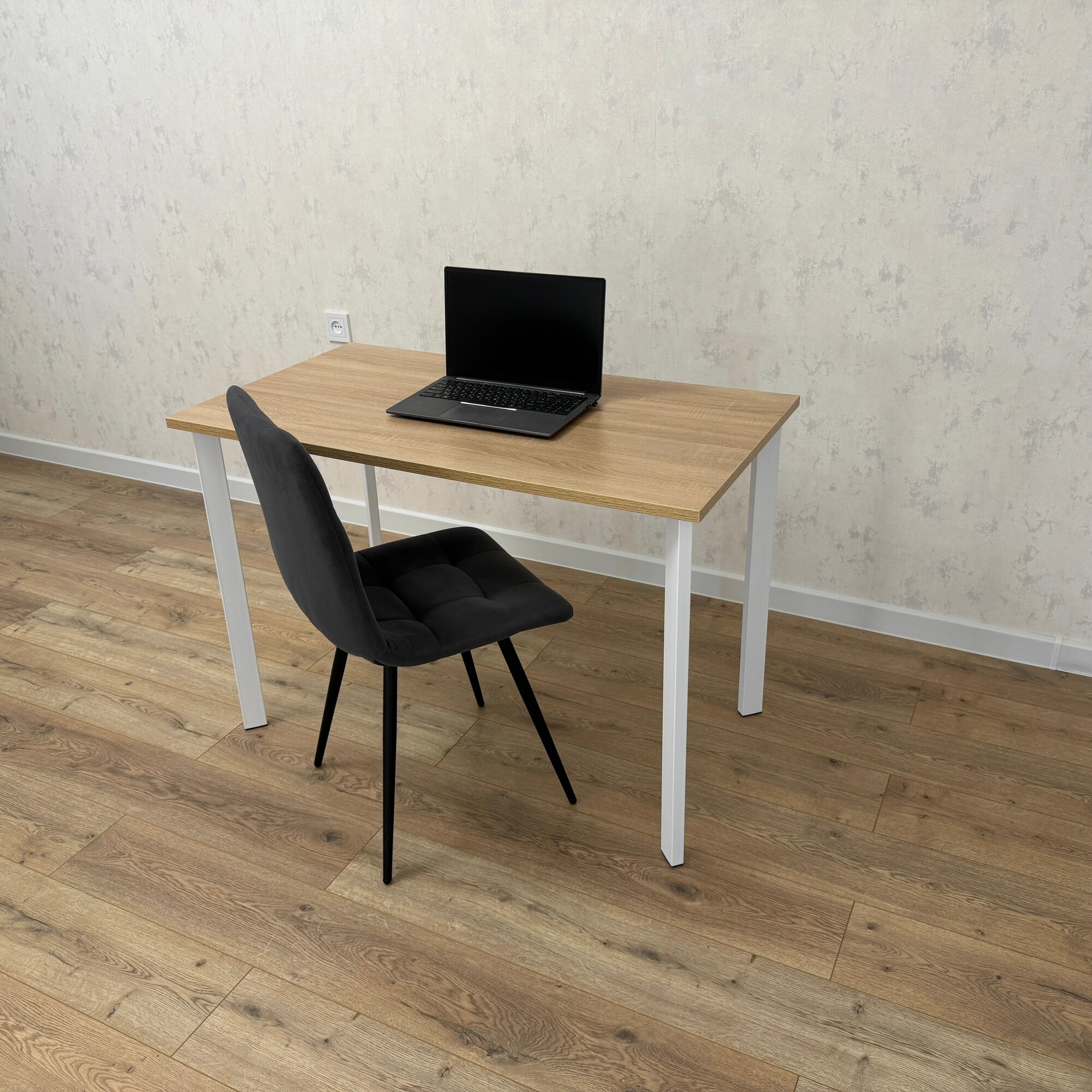 Игровой стол Компьютерный Дуб 80*80 см. Ножки белые