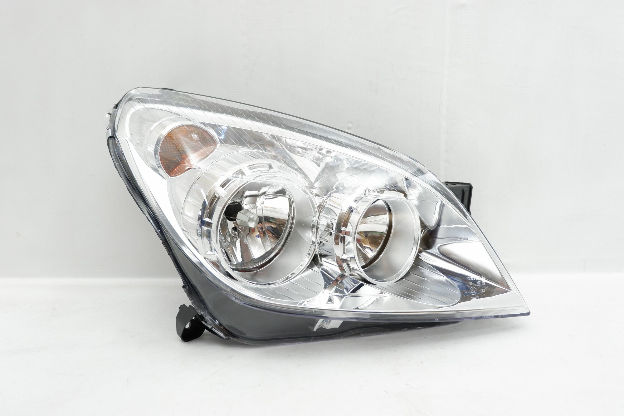 Фара правая Opel Astra H 1216660, Опель Астра, год с 2004 по 2014