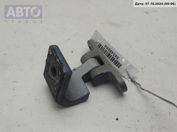 Петля крышки (двери) багажника Volkswagen Golf-3