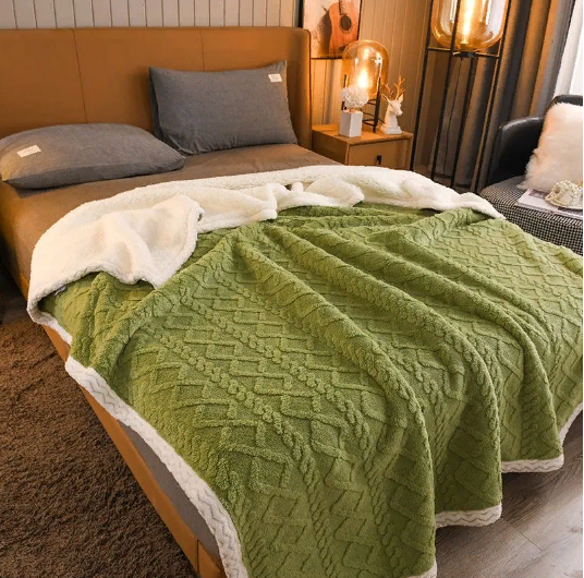 Плед 200*230 Евро Овечка плюшевый теплый двусторонний декором под вязаные узоры одеяло дивана Покрывало на кровать хаки