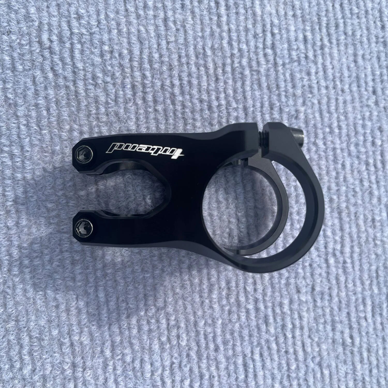 Intend Ультралёгкий вынос руля 35 мм чёрный Черный