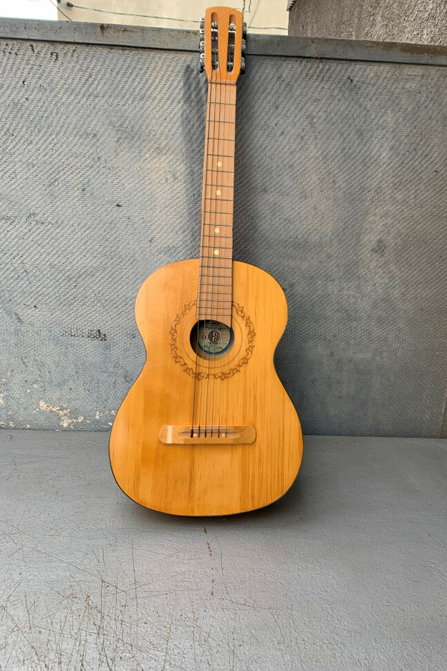 Гитары Ивановская винтажная акустическая семиструнная гитара