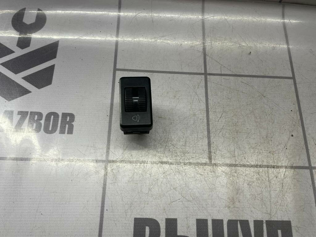 Кнопка корректора фар VW Passat B3 1988-1993