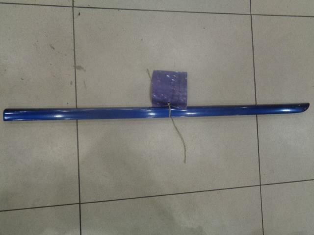 Молдинг двери передней правой от Subaru Outback BH 1999-2003