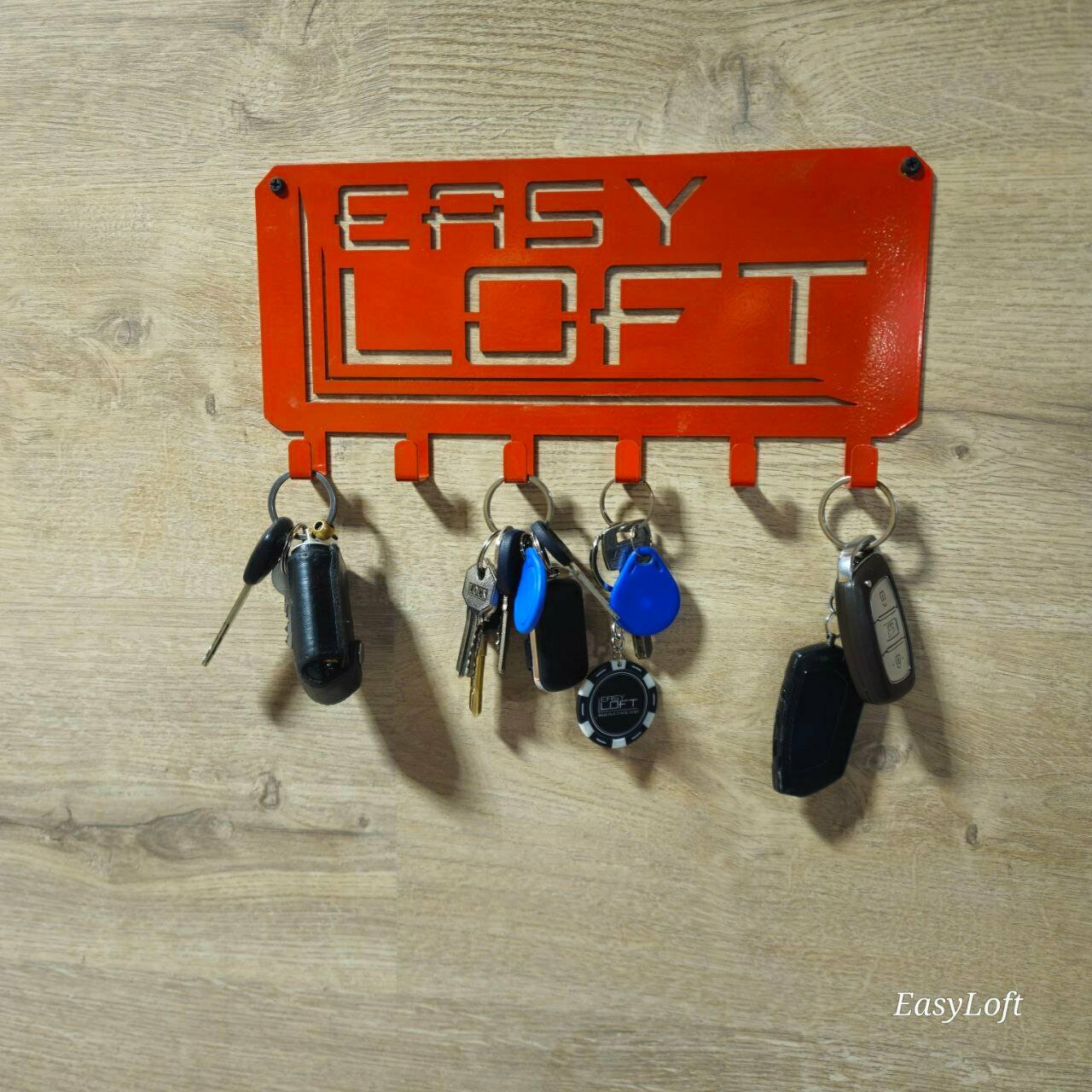 Ключница "EasyLOFT" настенная, металл, 6 крючков, цвет красный