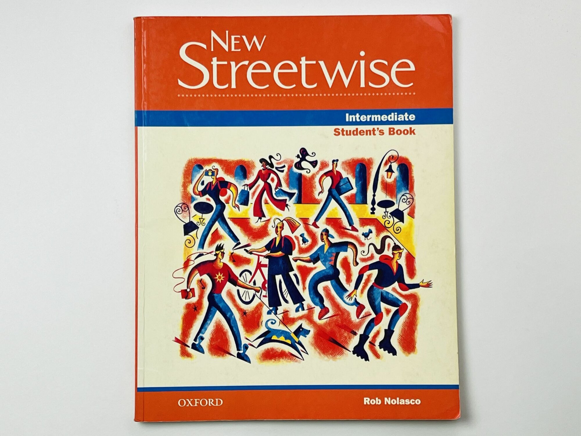 New Streetwise. Intermediate. Students Book (Нью-стритвайз. Средний уровень. Книга для учащихся)