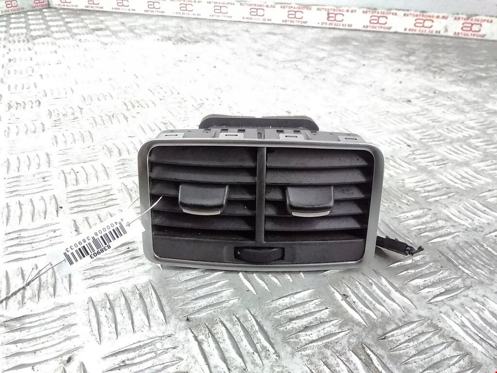 Дефлектор обдува салона Audi A6 C6 4F0819203B арт. 838903