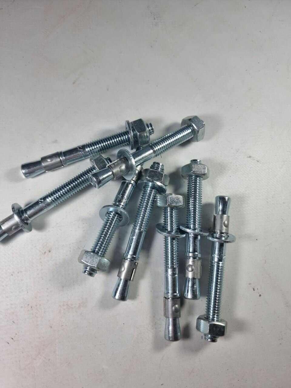 Высоконагрузочный анкер распорный оцинк. Т.8.8. BM12-2 15/30 (М12*110)+гайка+шайба (8 шт) Wurth, Германия