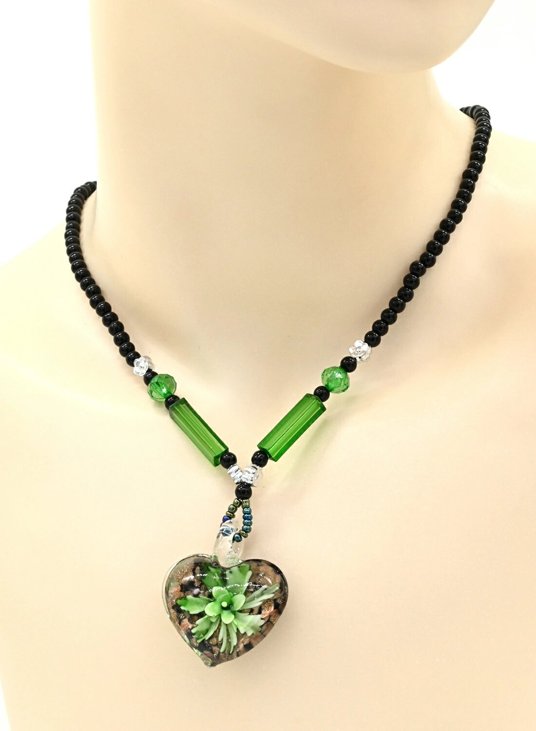 Бусы, муранское стекло