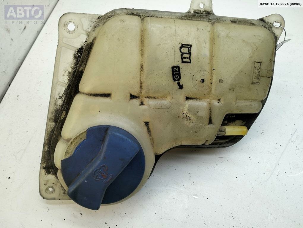 Бачок расширительный Volkswagen Passat B5