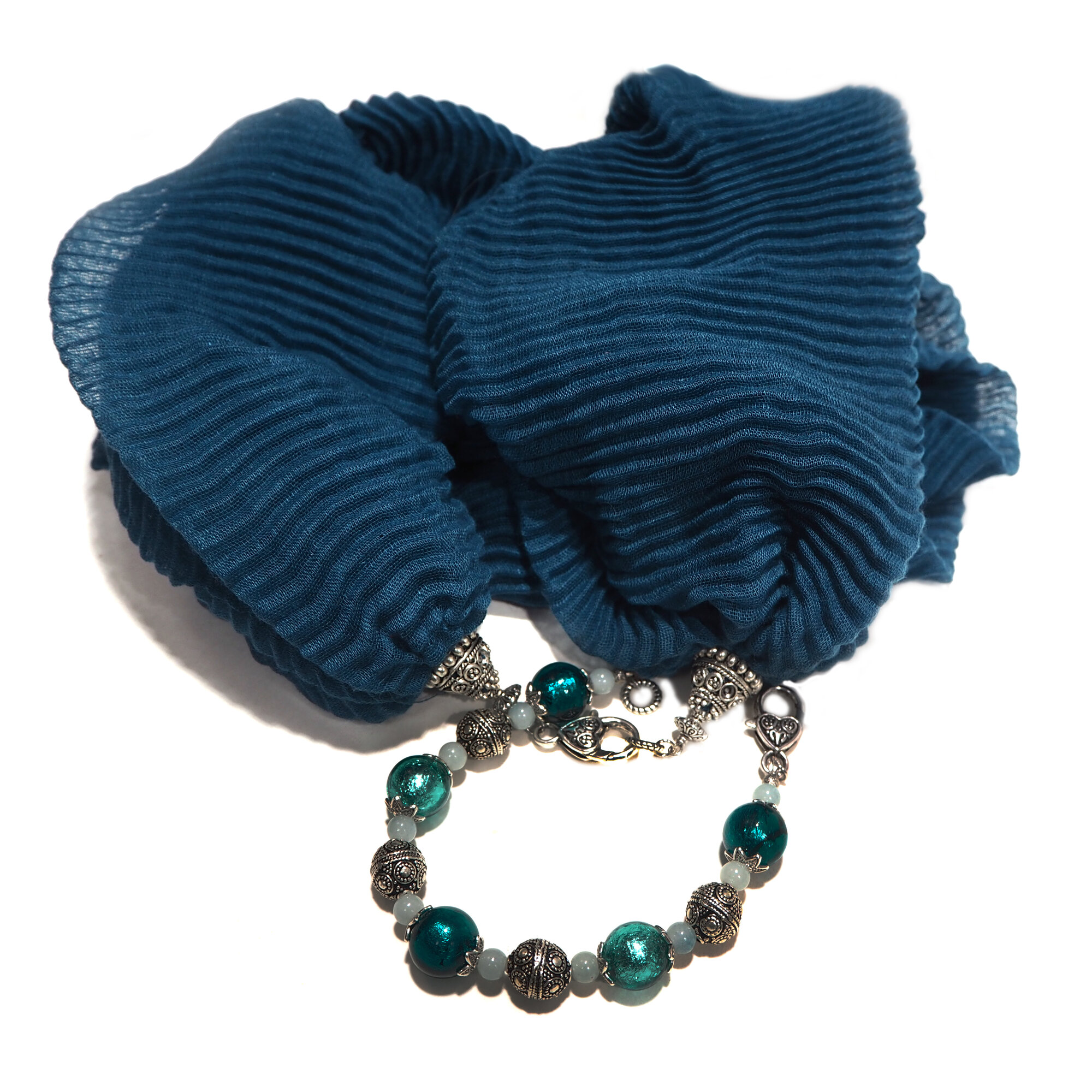 Колье, стекло