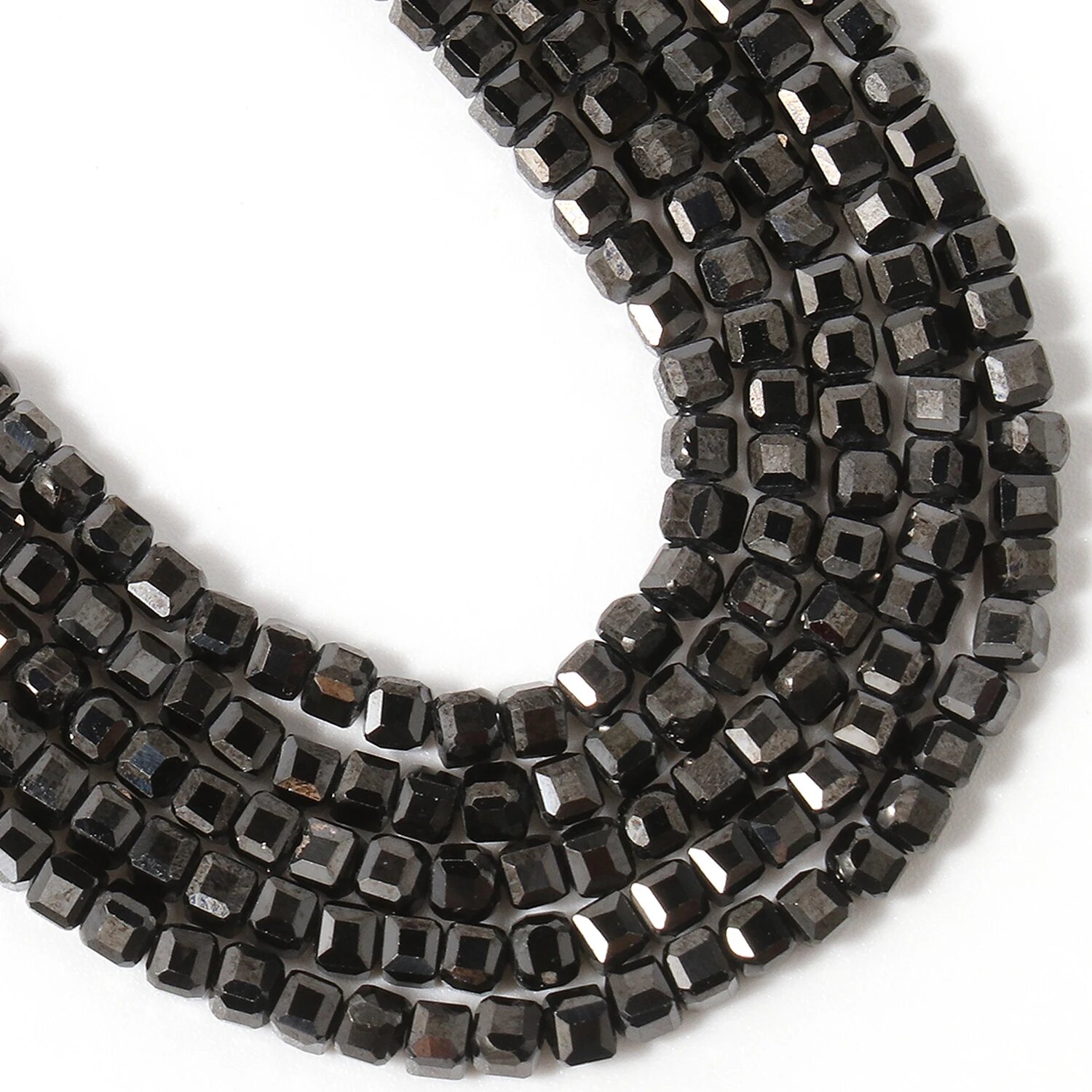 Многоцветные кубические цирконы бусины nociuciu black