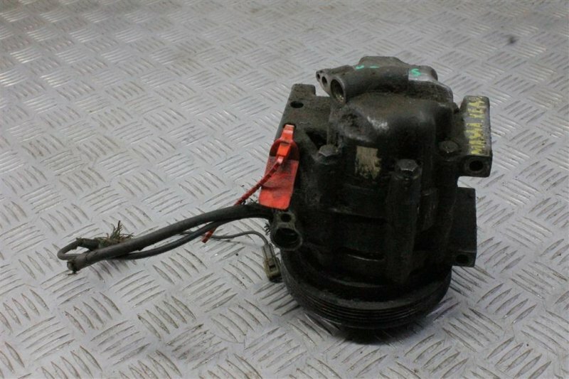 Б/У Компрессор кондиционера Mazda Xedos-6 / Мазда Кседос-6 KF1 2.0 1995