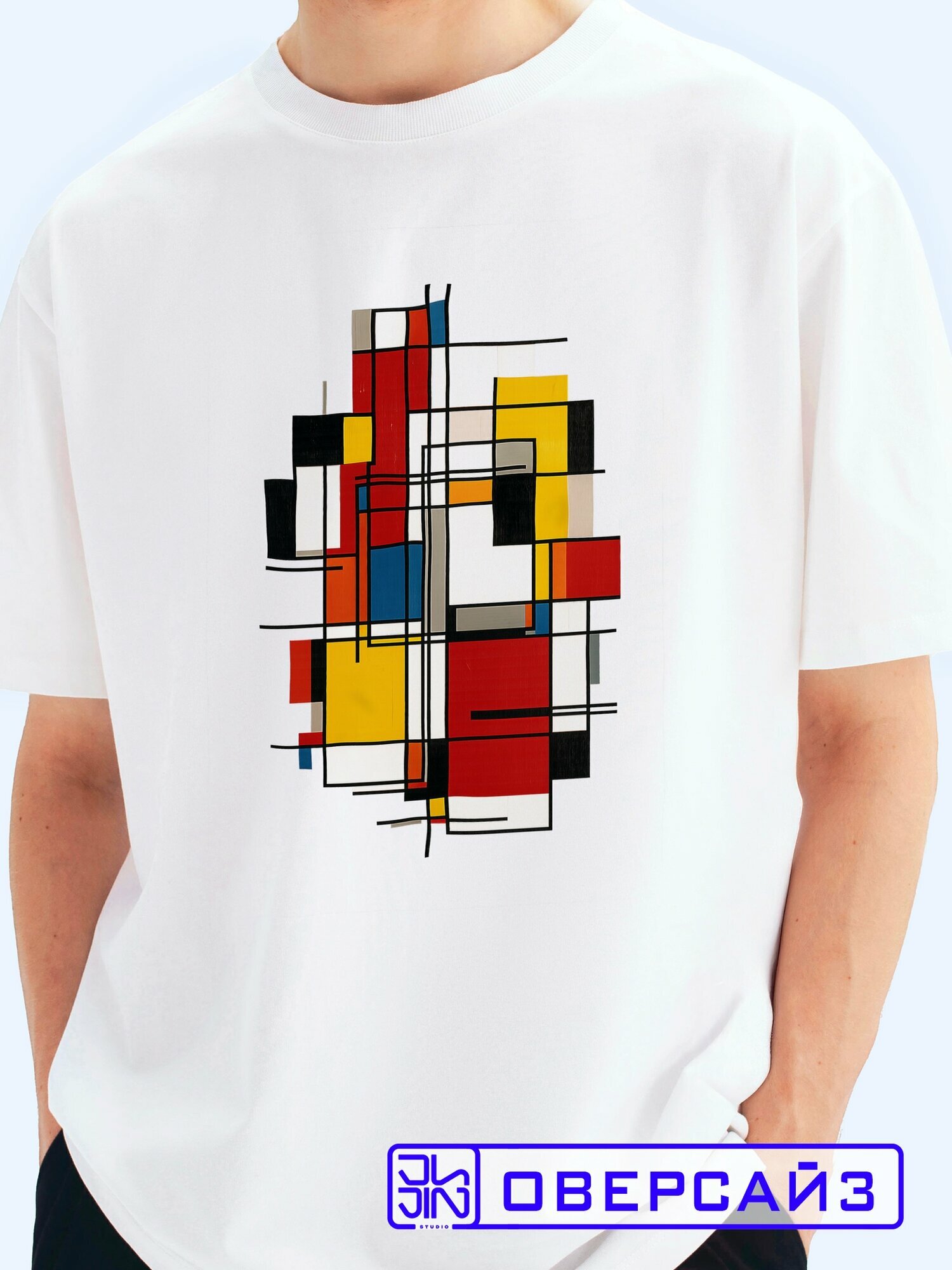 Футболка оверсайз мужская с принтом Квадратная геометрическая композиция с черно-белыми и черно-красными полосами, белый хлопковый трикотаж с прикольным рисунком на груди