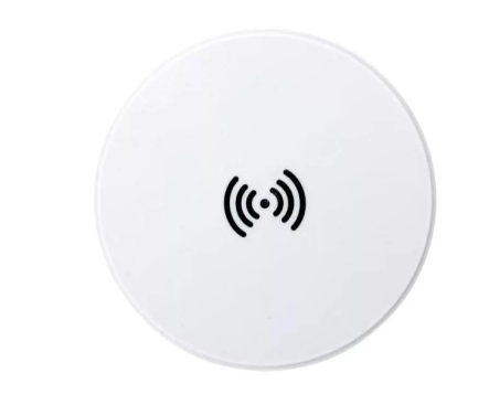 Беспроводное зарядное устройство, 15 Вт, 2А, черное стандарт Qi