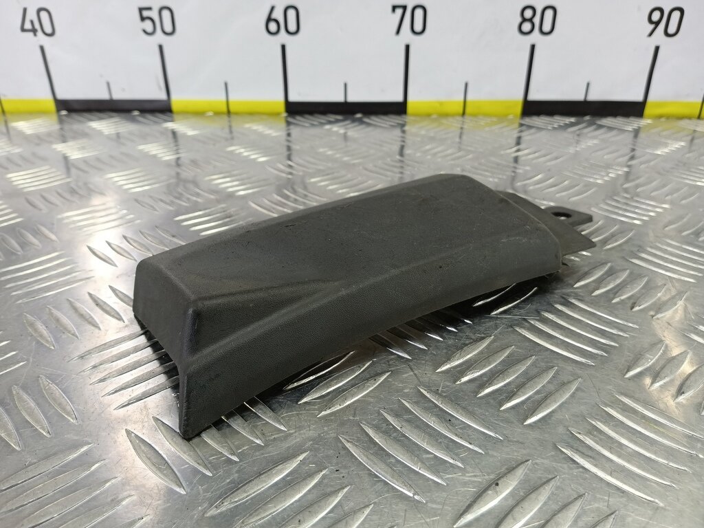 Накладка бампера заднего Б/У для MERCEDES-BENZ Sprinter W906 (2006—2019) A9068802671